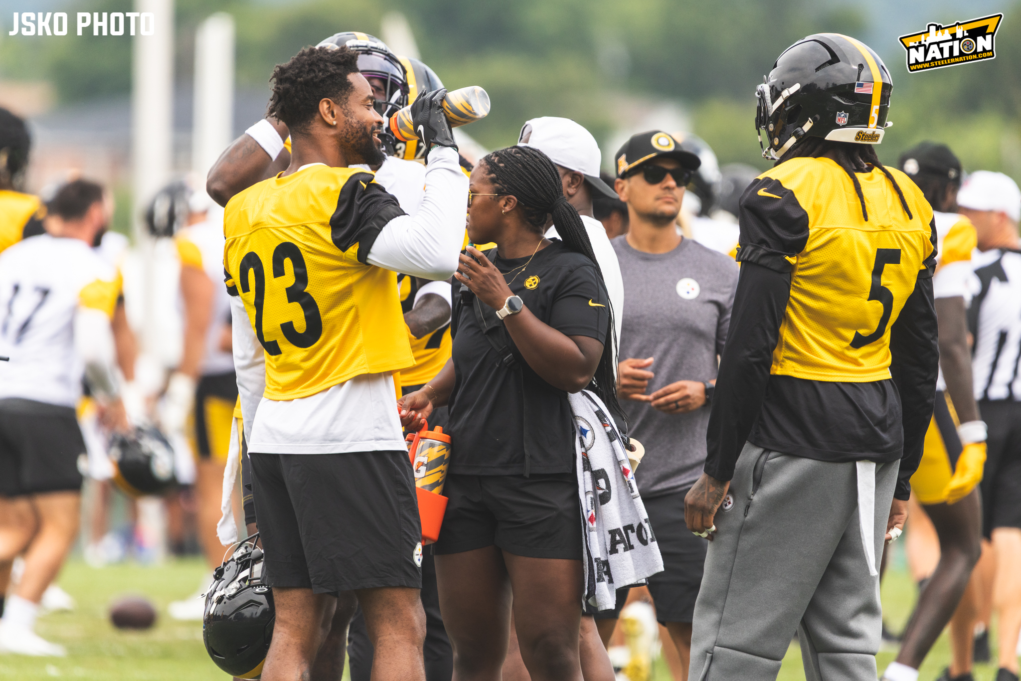 Steelers' Mike Tomlin Steps In To Shut Down Joey Porter Jr.'s Brazen ...
