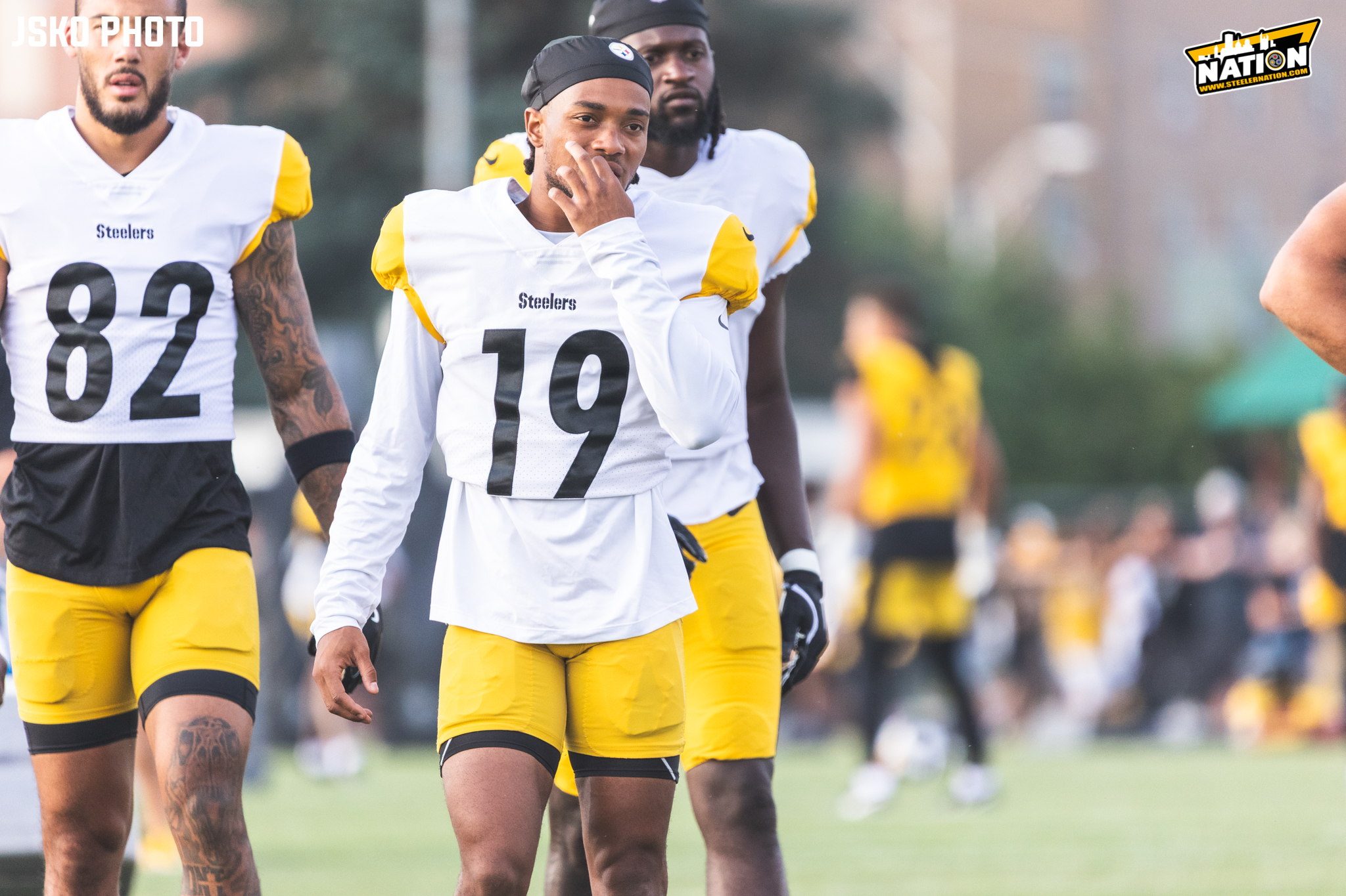 Steelers Encouraged To Trade For A Rental Wide Receiver