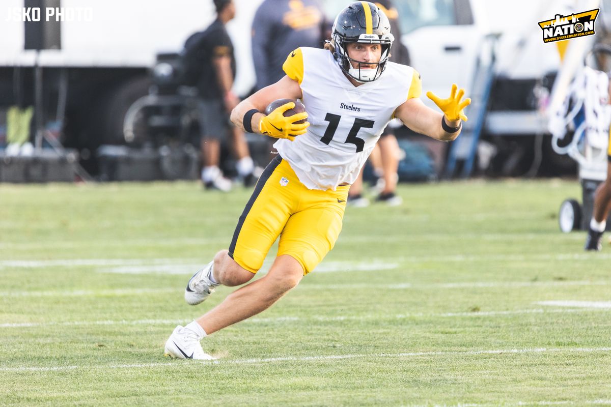 Steelers Encouraged To Trade For A Rental Wide Receiver