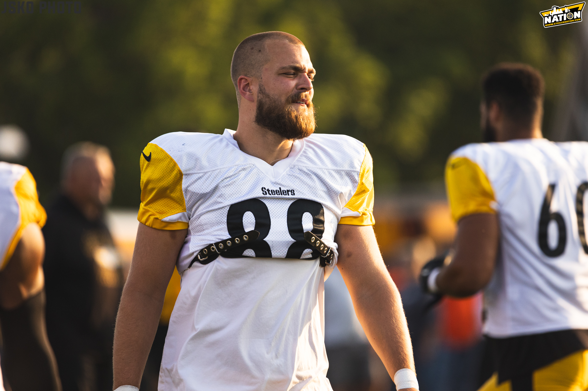 Steelers' Pat Freiermuth Shows Love To Biggest Rival: "He's A Beast"
