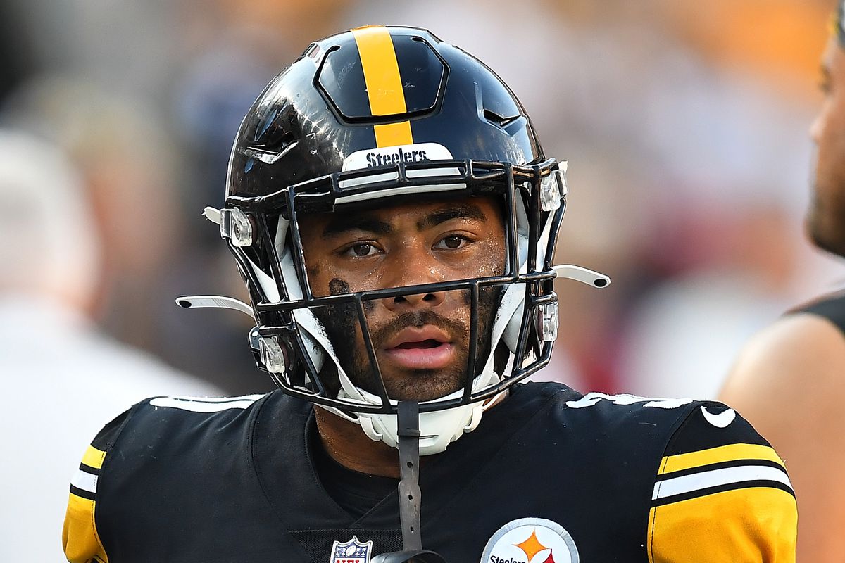 Steelers' Payton Wilson Fires Off Hilarious Warning To Jaylen Warren