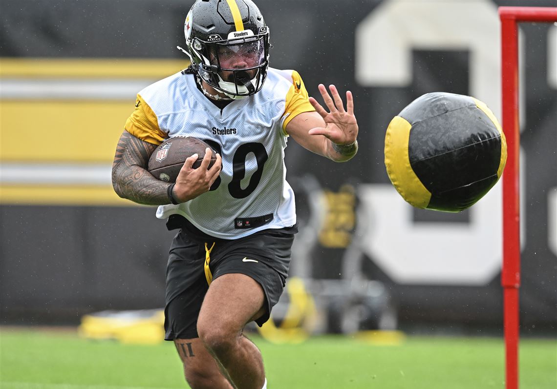 Steelers' Jaylen Warren Gets Hit With Controversial Comment From Ben ...