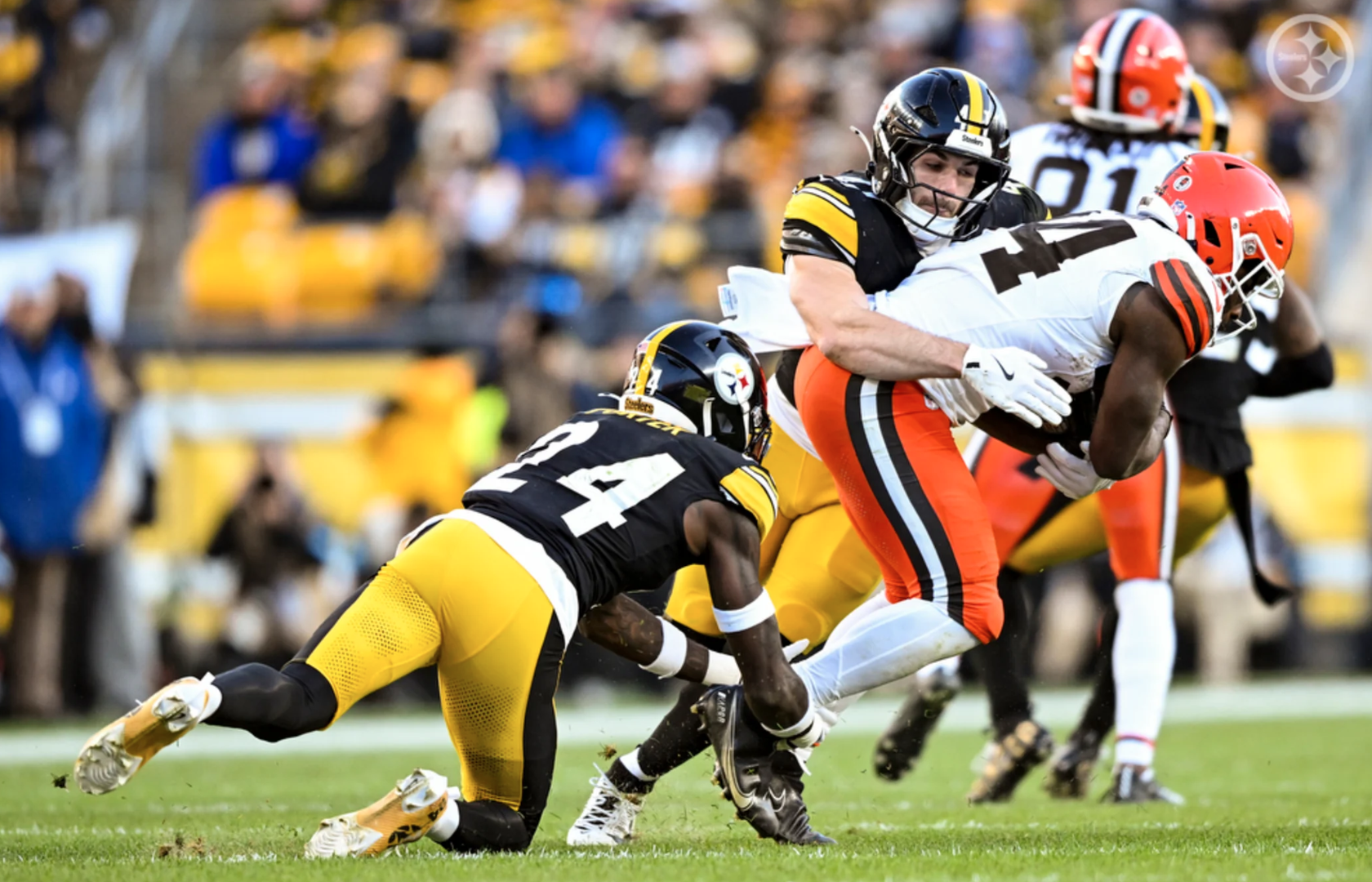 Steelers' Joey Porter Jr. Has Honest Explanation For Post-Game Scuffle Against Browns