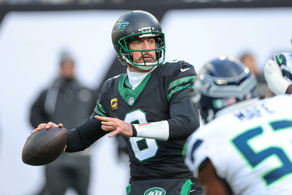 The Steelers Have A Surprising Backup Plan If Aaron Rodgers Doesn’t ...