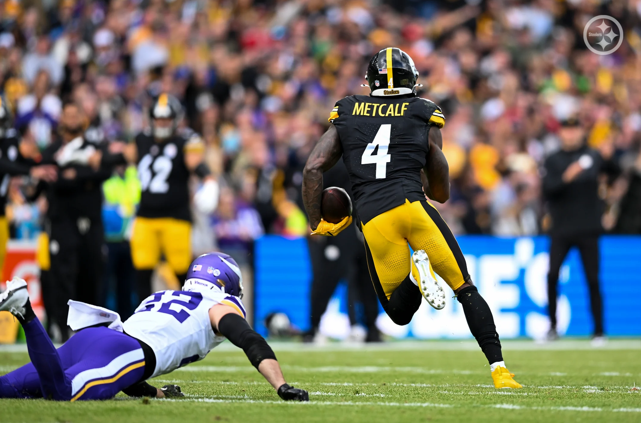 Steelers' DK Metcalf Sends Strong Message To Fans Following Big Game