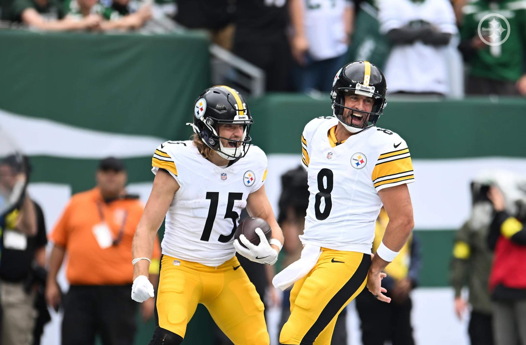 Steelers' Aaron Rodgers Gets Extremely Real About Pittsburgh Wide ...