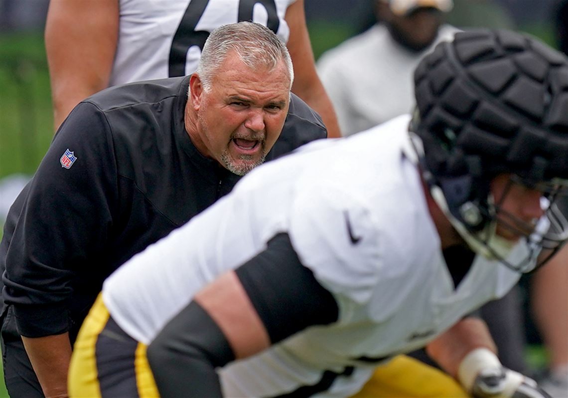 Steelers' 2-Time Super Bowl Champion Sends Fierce Warning To Offensive Line Coach Pat Meyer