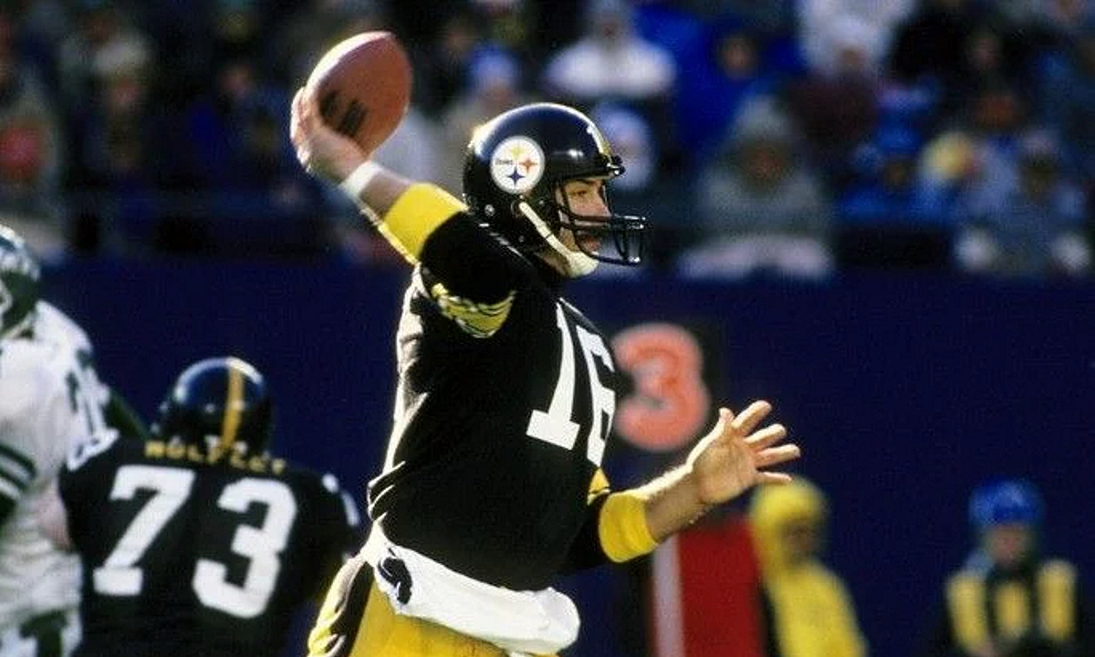 Steelers' Historical Patience With Quarterbacks Will Be Eye-Opening ...