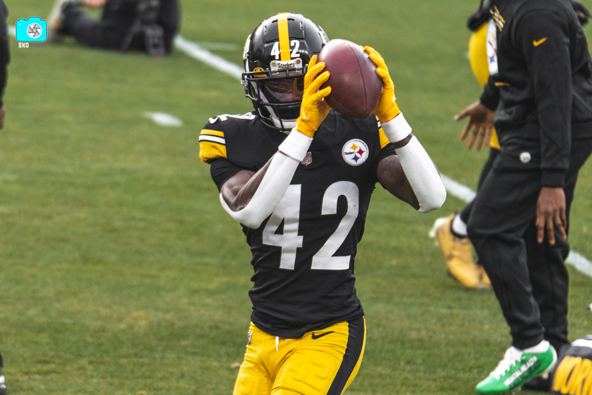 Steelers' James Pierre Explains Horrible Fake Punt Drop Vs Commanders ...