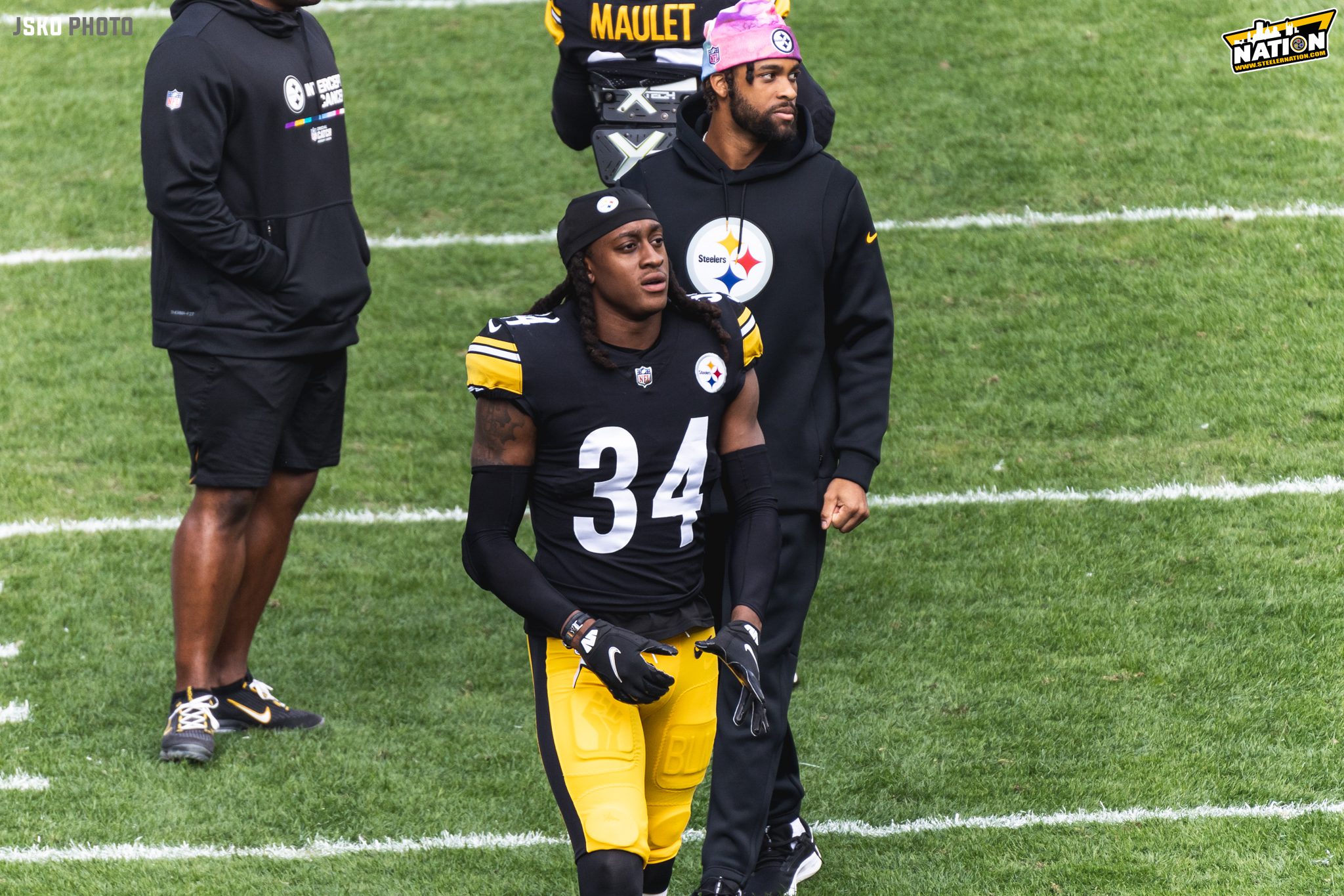 Multiple Steelers Analysts Strongly Suggest Quickly Trading For Terrell ...