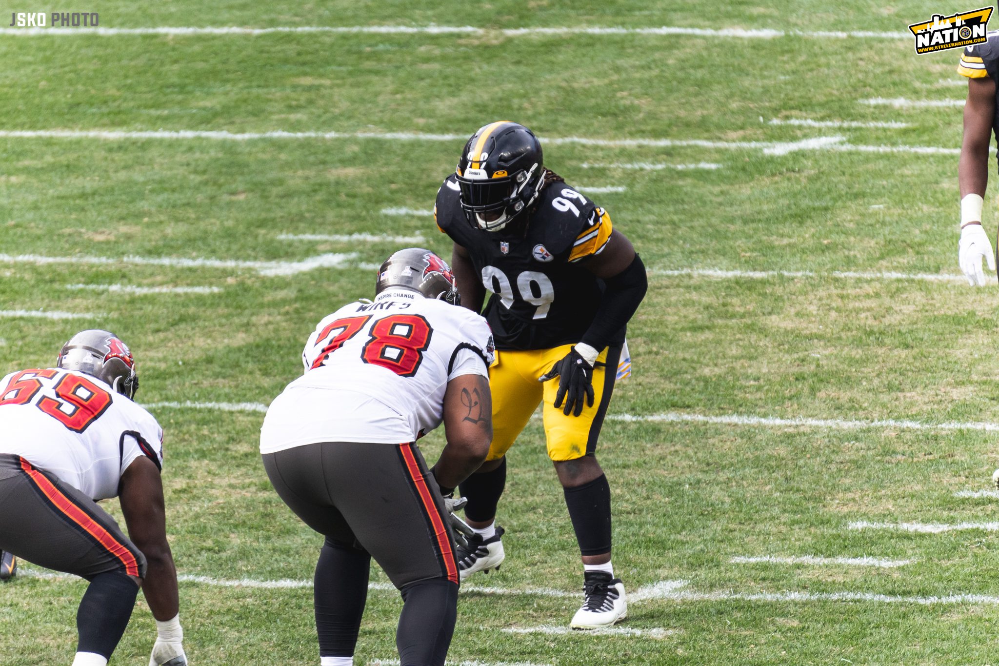 Steelers' Larry Ogunjobi's Parents Taking His Xbox Away Somehow ...