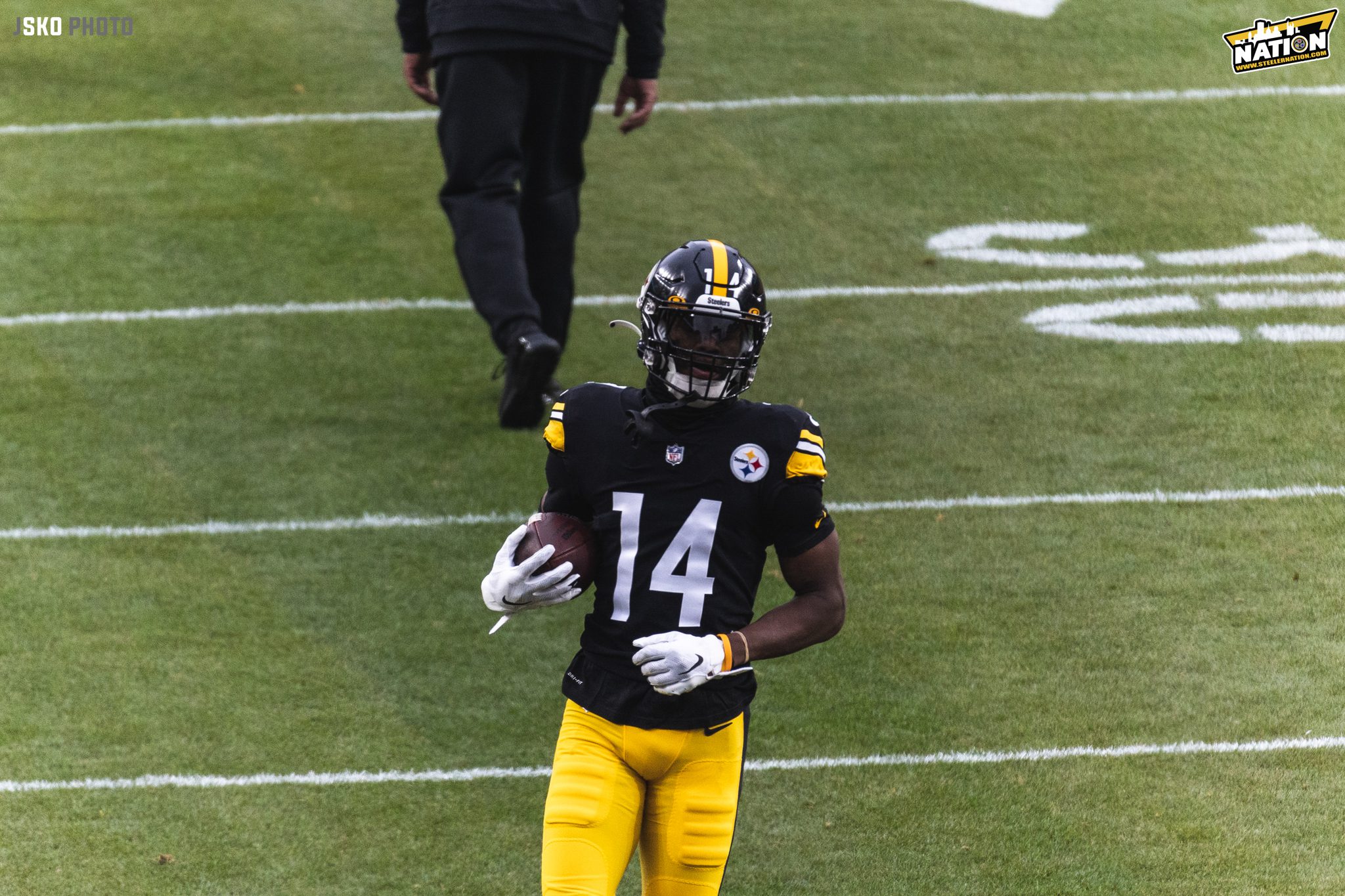 Steelers' George Pickens Detailed He Plays 'Angry' When He Doesn't Get ...