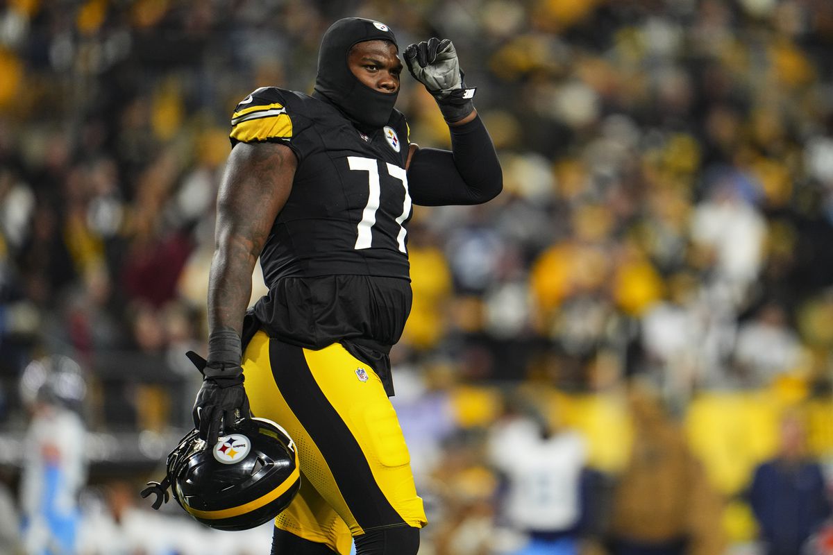 Steelers Host Bruising Offensive Lineman Troy Fautanu For Top 30 Visit