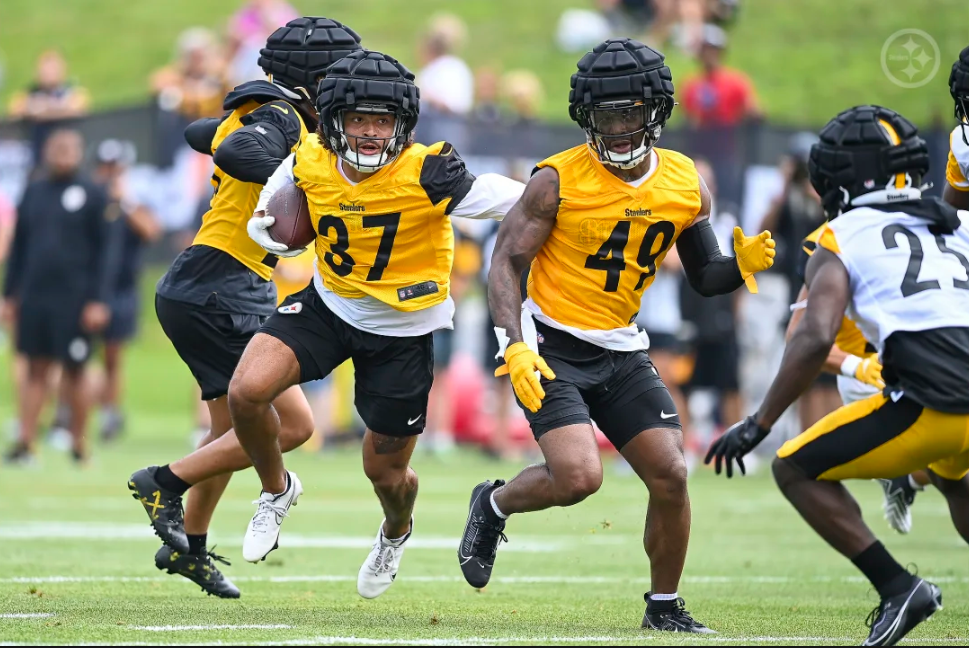Steelers Veteran QB Mason Rudolph Looks Rusty And Tosses The First ...