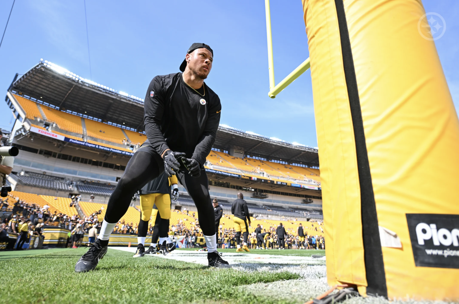 Steelers' Alex Highsmith May Miss Serious Time After Crushing Sight In ...