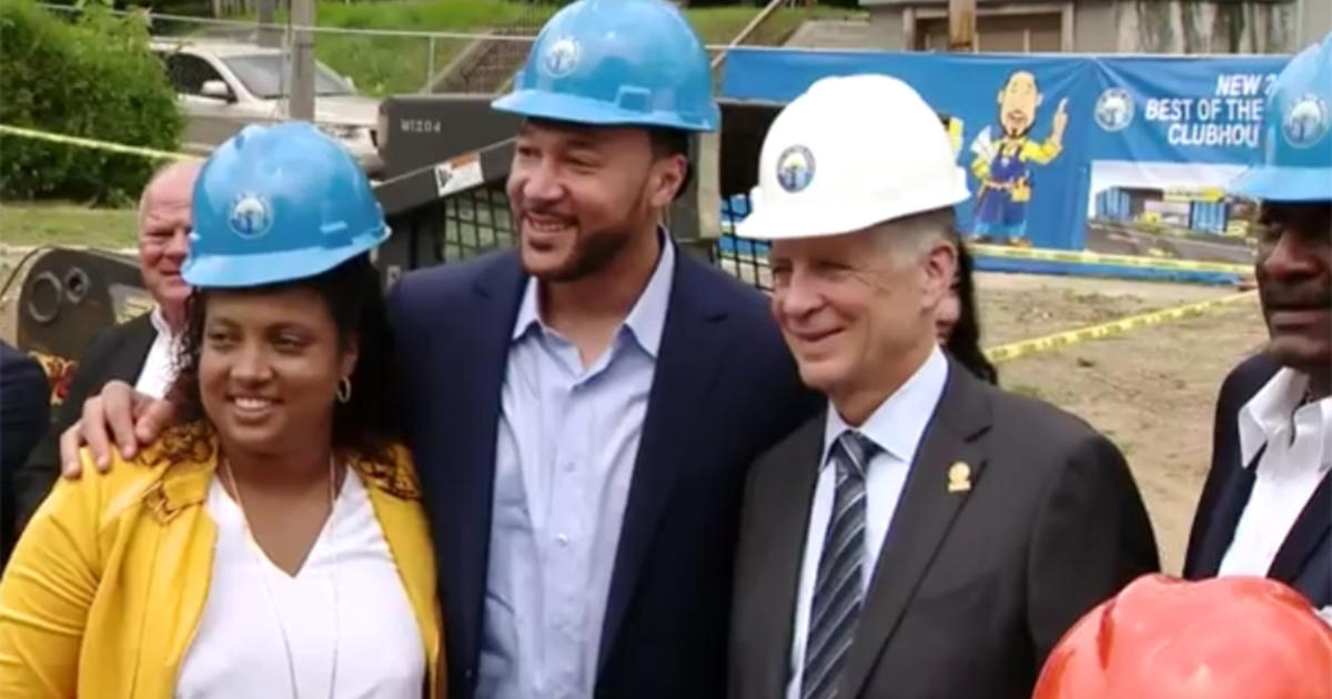 How Former Steelers QB Charlie Batch Was Inspired To Help By The Tragic ...