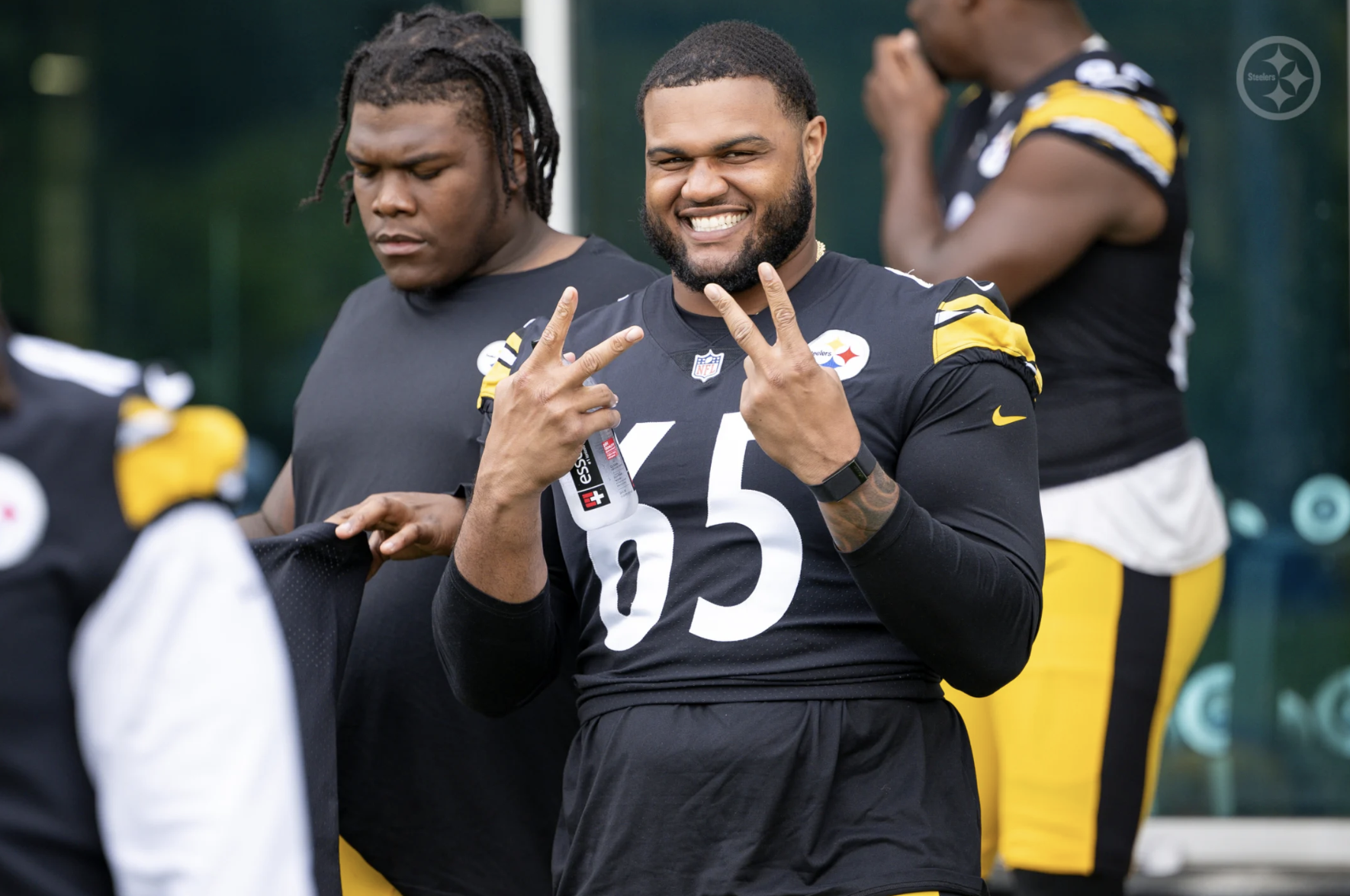 Steelers Projected To Make Ridiculous Pick That's Sure To Outrage Fans ...