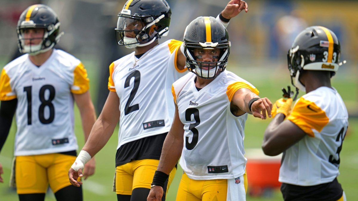 Steelers' Russell Wilson Could Be Using Interesting Tactic To Force ...