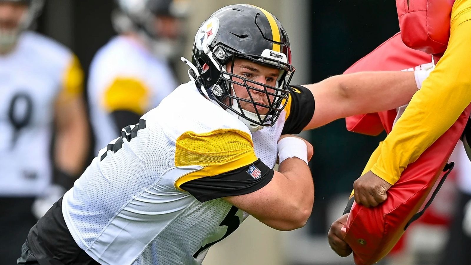 Steelers Coach Breaks Impressive News About Zach Frazier's Performance