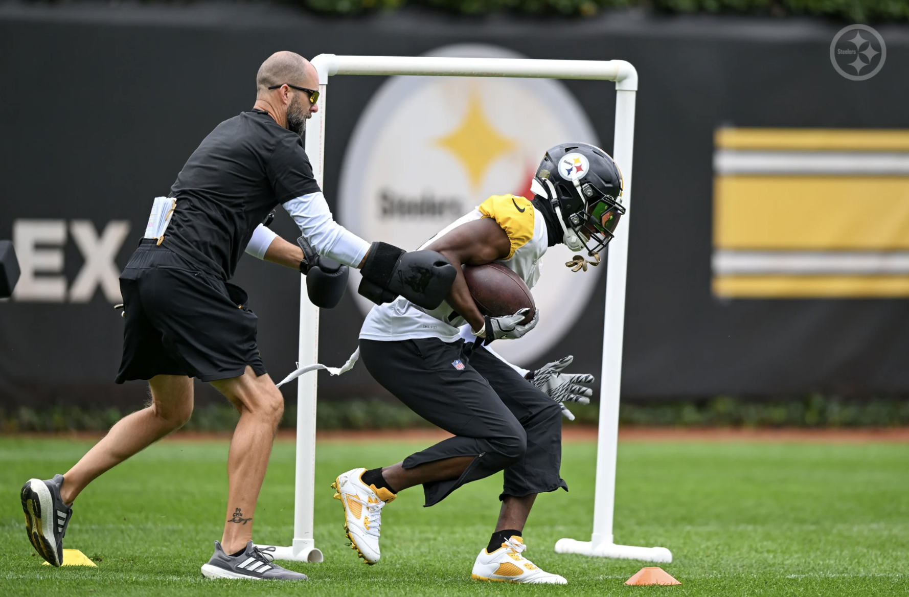 Steelers' Ben Roethlisberger Admits George Pickens Absolutely Makes Him ...