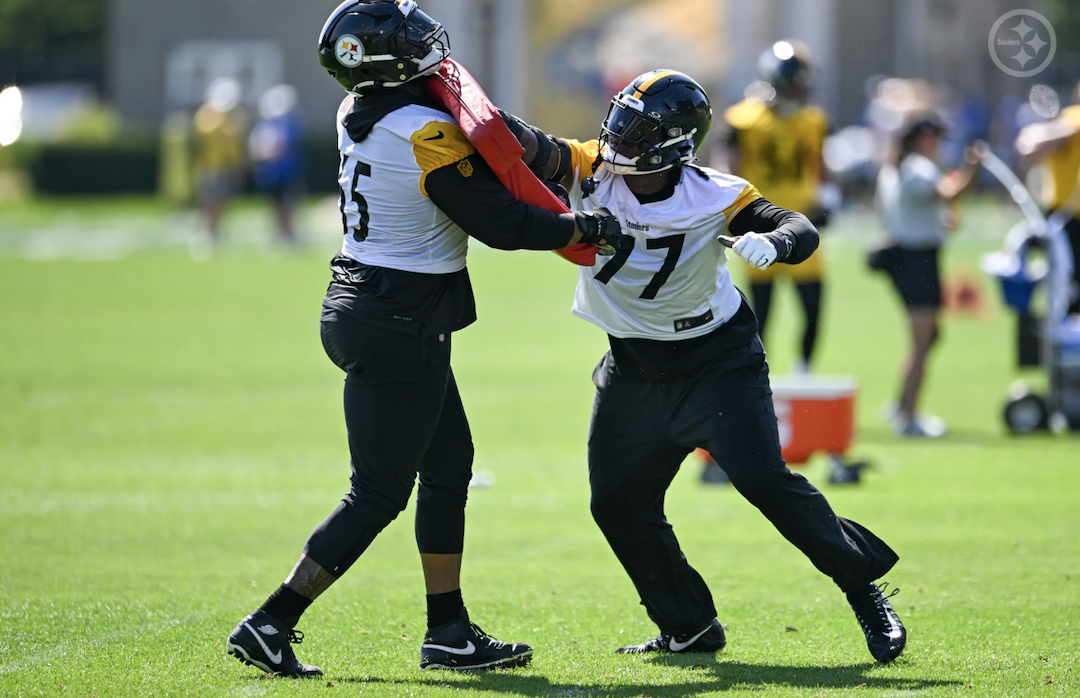 Steelers' Dan Moore Jr. Earns Teammates' Praise For Huge Raise But ...