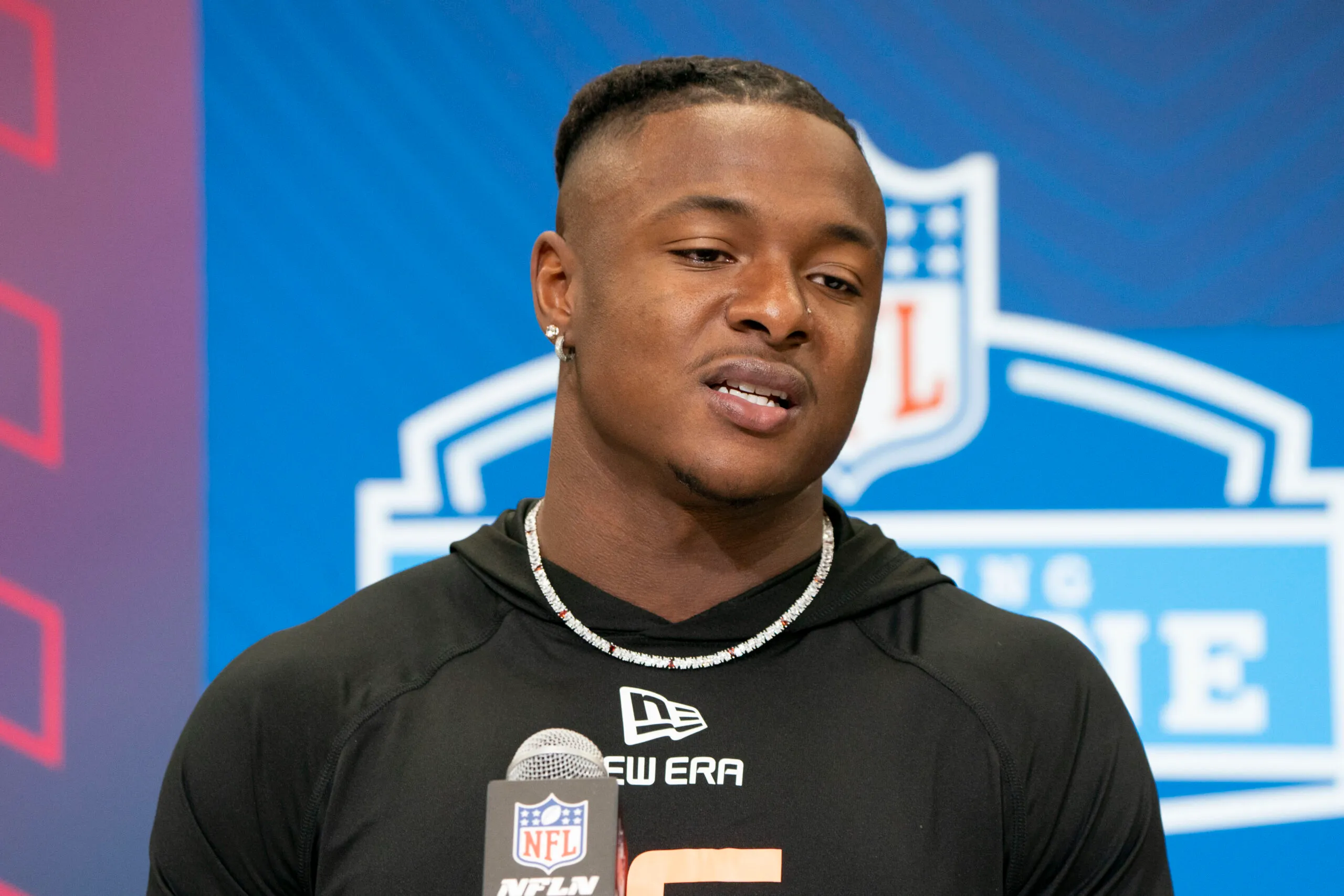 Steelers Rookie Kaleb Johnson Is Learning A Valuable Skill From Veteran Jaylen Warren