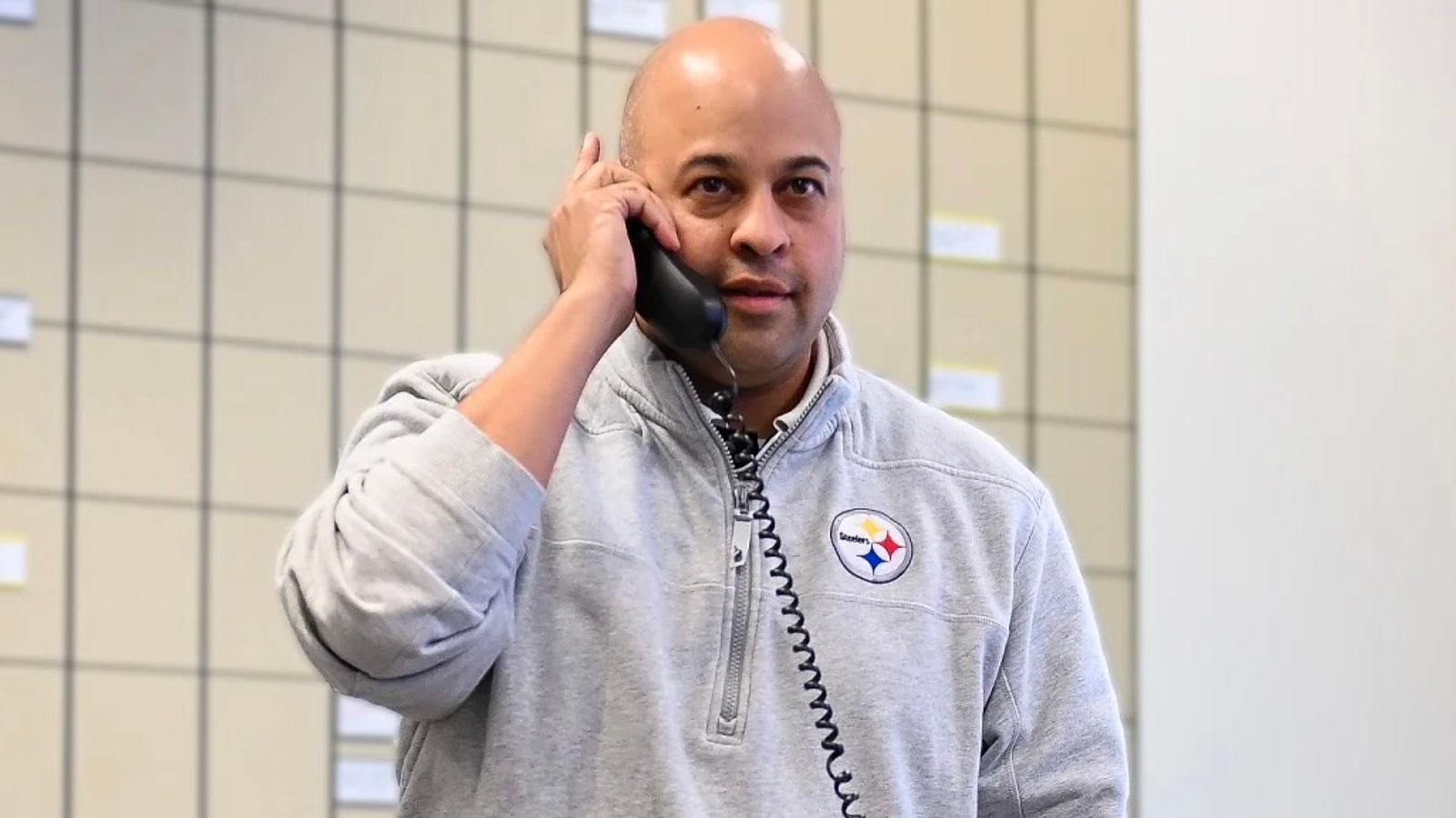 Steelers' Omar Khan Definitely Not To Blame For Problematic Positional ...