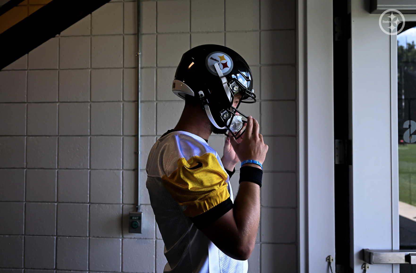 Steelers Could Emerge As Trade Partner For Green Bay Packers After ...