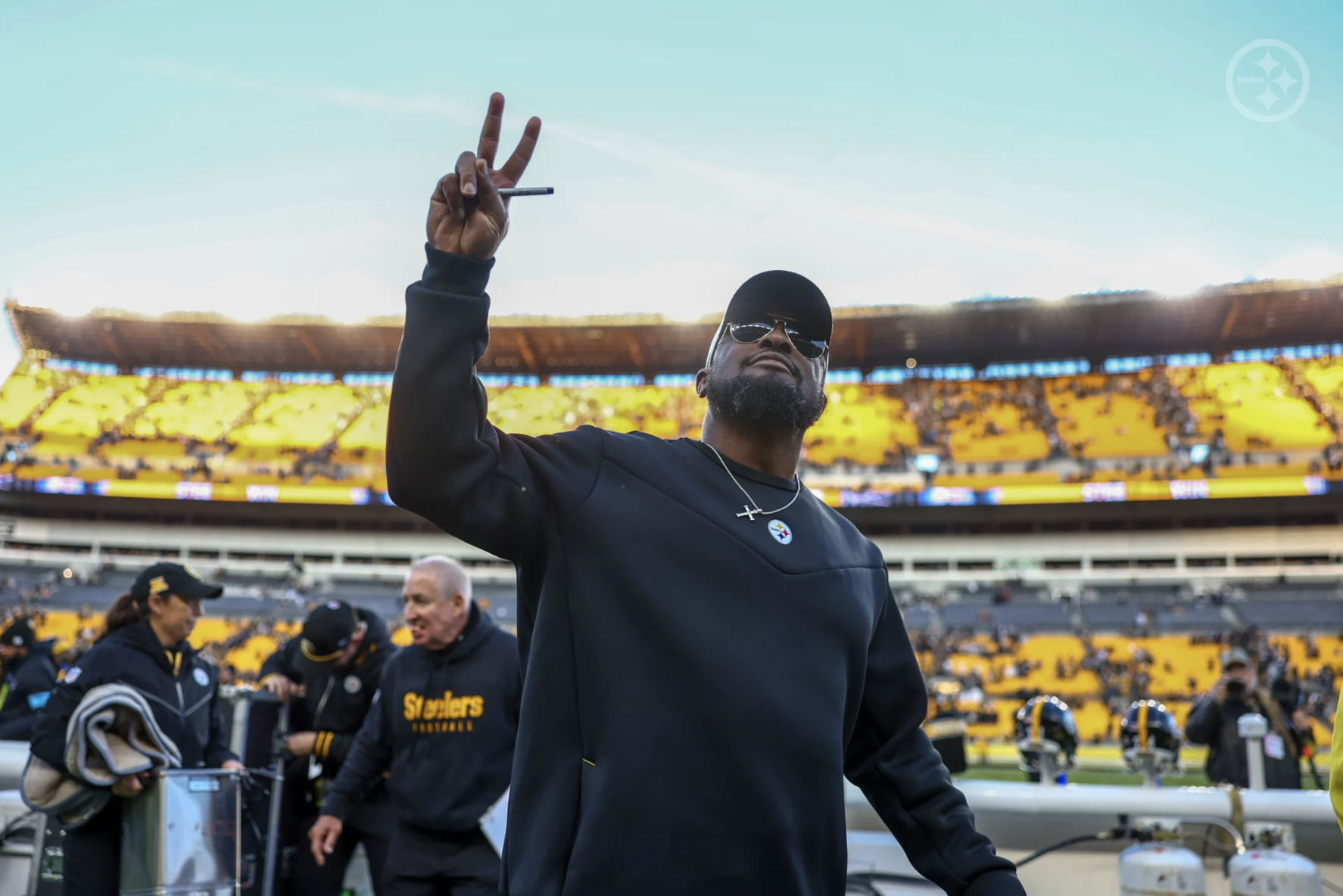 Steelers' Mike Tomlin Gives Bizarre Excuse For Another Bout Of Poor ...
