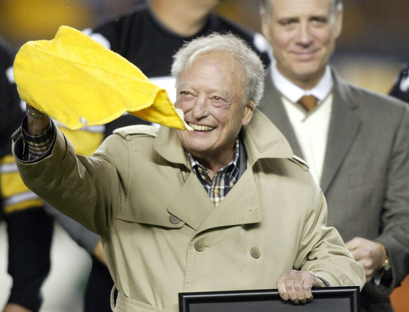 Pittsburgh Steelers Fans: History And Meaning Of The "Terrible Towel"