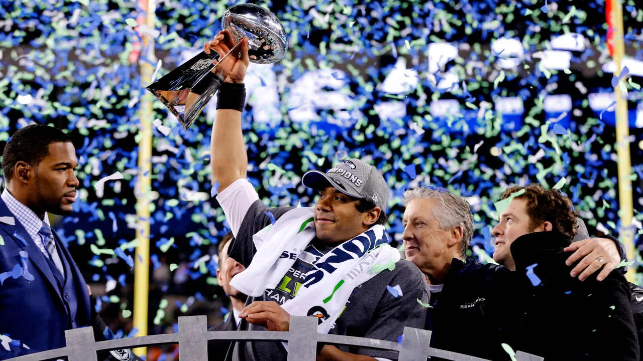 Steelers’ Russell Wilson May Know A Secret That Fans And Pundits Don’t ...