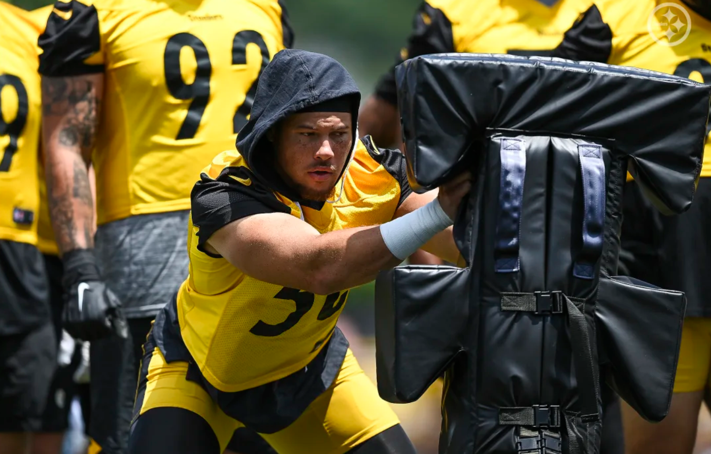 Steelers' Alex Highsmith Claims Offensive Line Is Impressive So Far ...