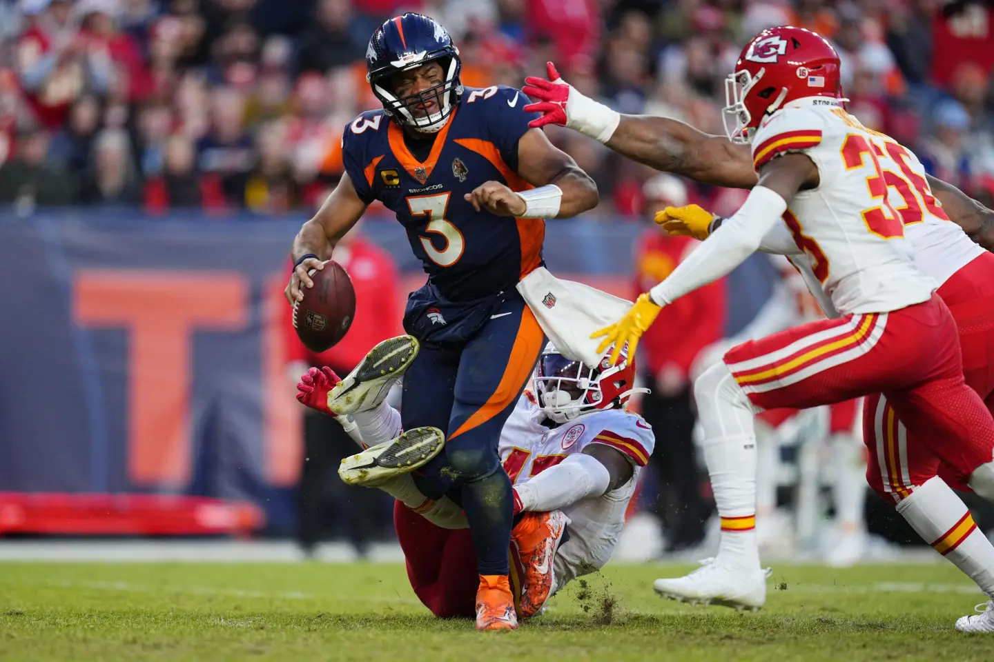 Steelers Could Be Embarrassed On Offense If Russell Wilson's Sack ...