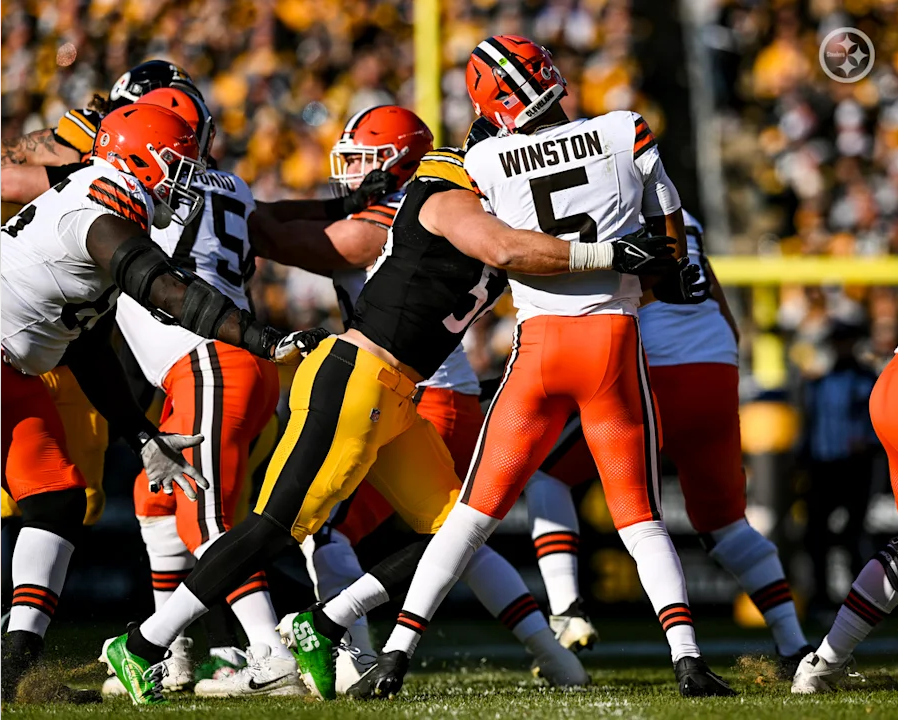 Steelers Fans Defended By Browns' Wyatt Teller After Wife's Terrible ...