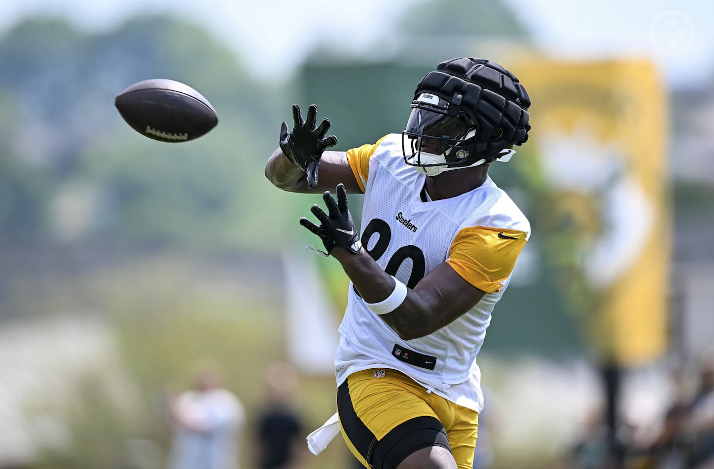 Steelers Had An Unlikely Teammate Prepare Darnell Washington For His ...