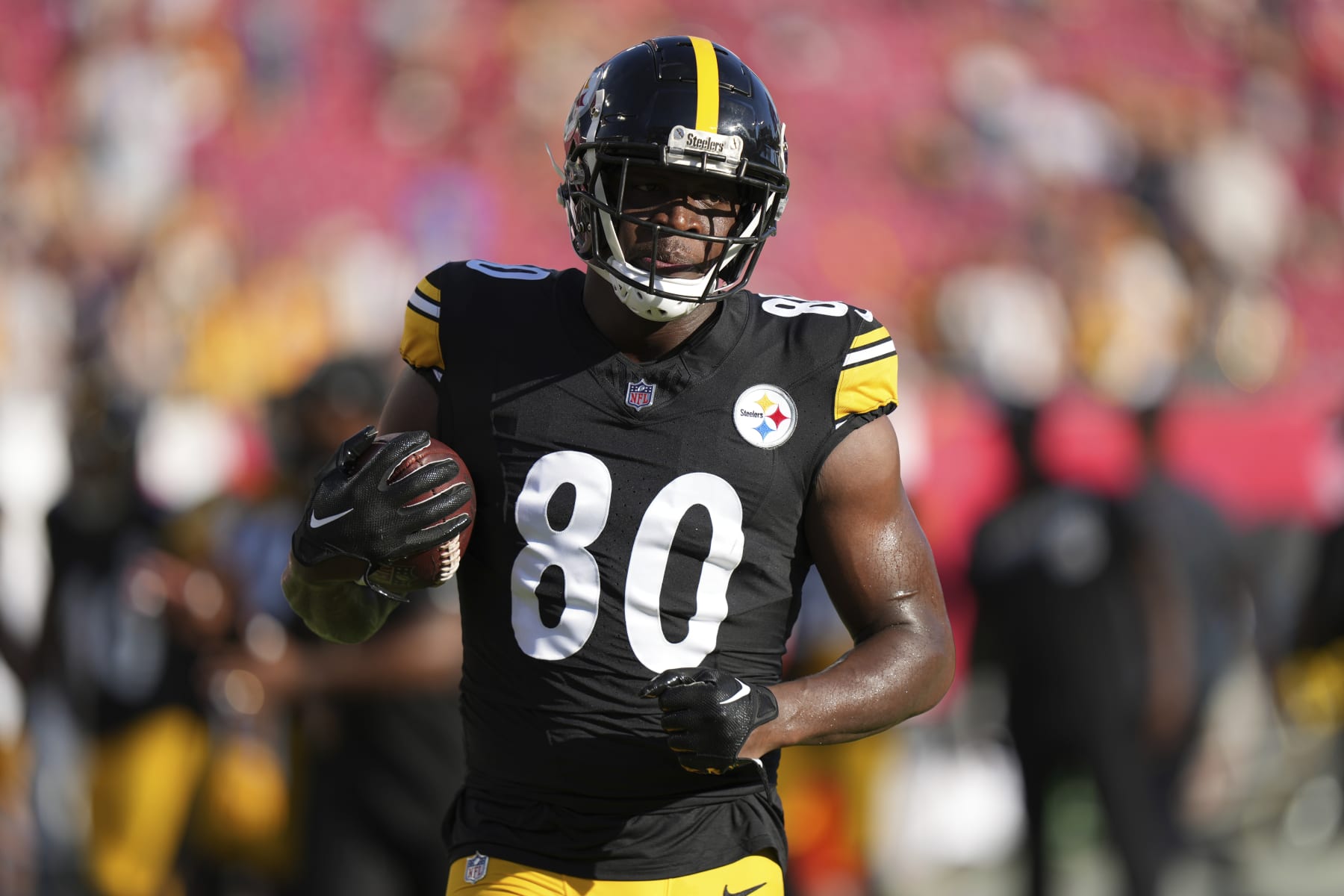 Steelers Fans Get Exciting New Update On Massive TE Darnell Washington