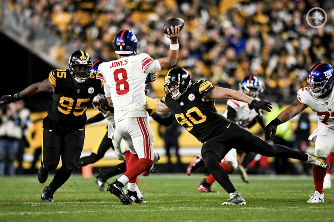 Jj Watt Defends Steelers Tj Watt While Laughing At Giants Jermaine Eluemunor For Crazy