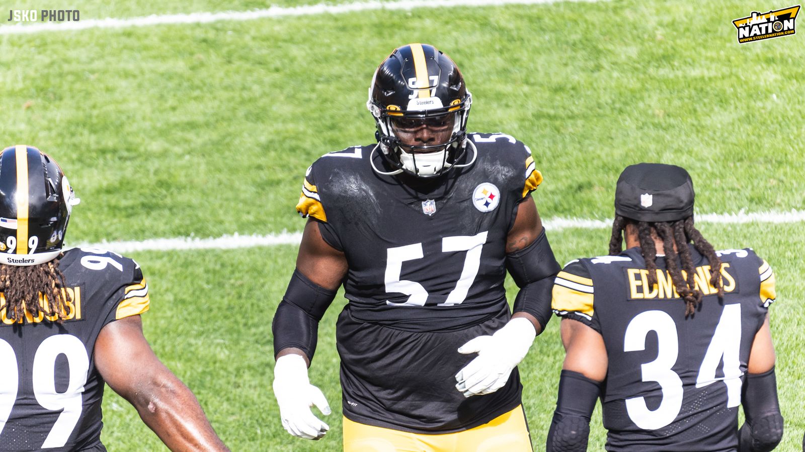 Steelers Re-Sign Big Defensive Lineman Montravius Adams To 2-Year Contract