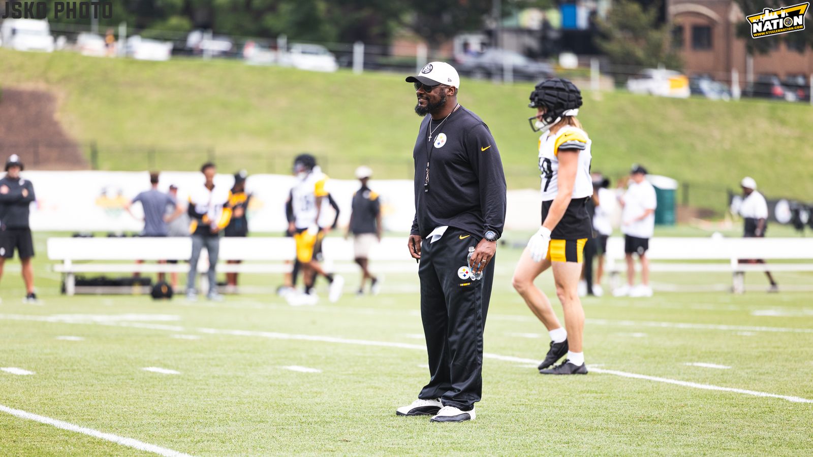 Steelers' Mike Tomlin Fully Aware All Eyes Are On Him Throughout Pre ...