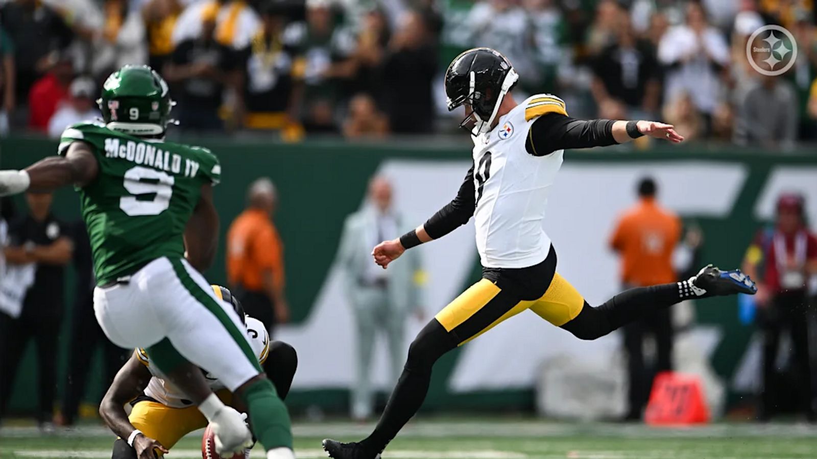 Steelers' Mike Tomlin Has Wild Comments About Chris Boswell