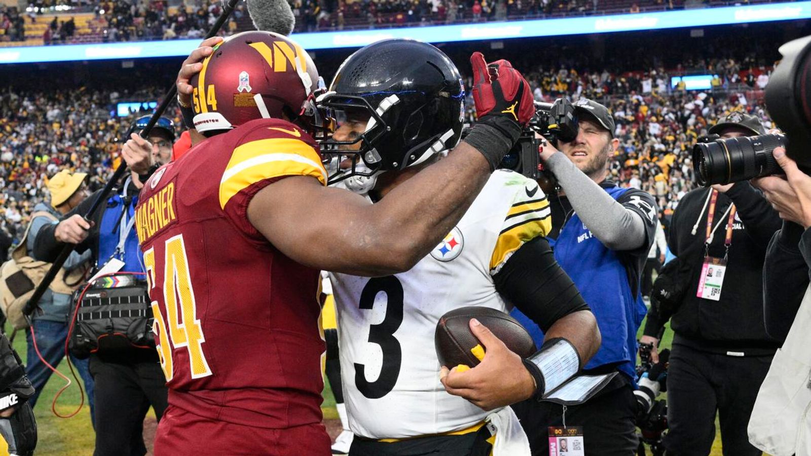 Steelers' Russell Wilson Receives Huge Endorsement From All-Pro LB ...