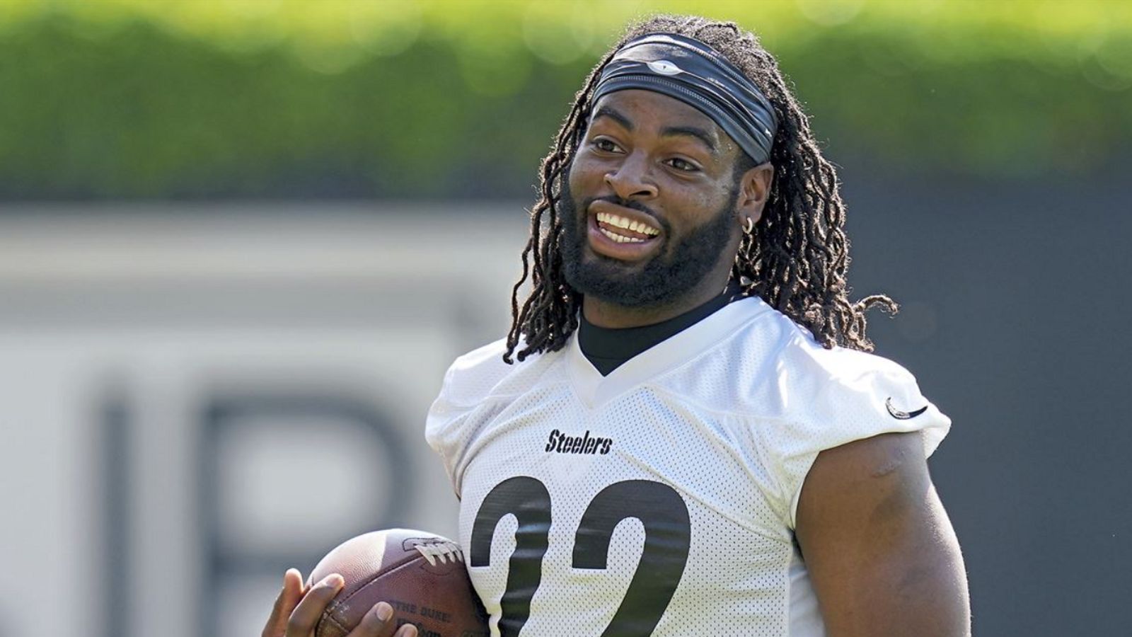 Steelers' Najee Harris Has His Market Reset After Massive New Deal For ...