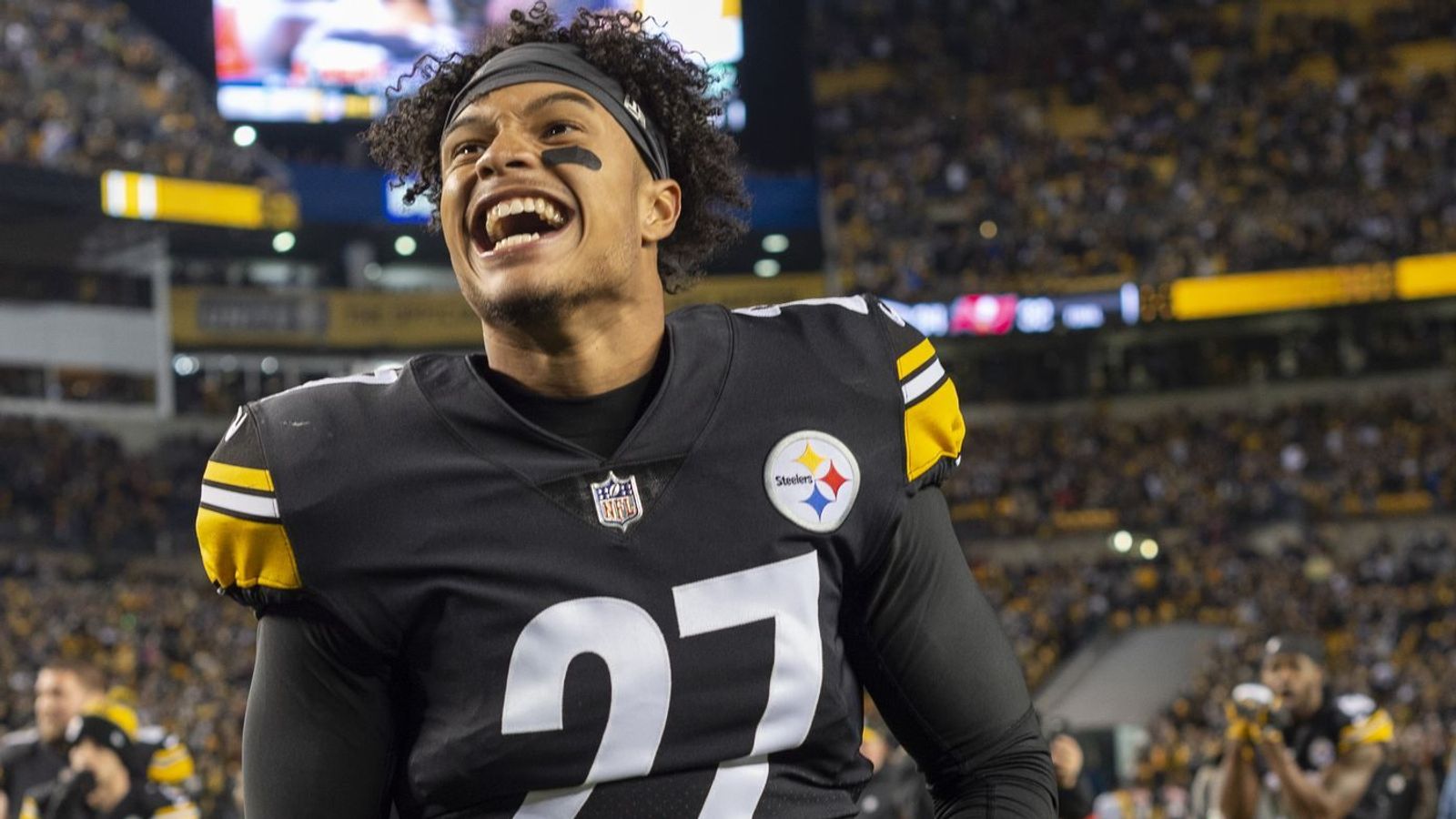 Report: Steelers Sign Marcus Allen To One-Year Deal