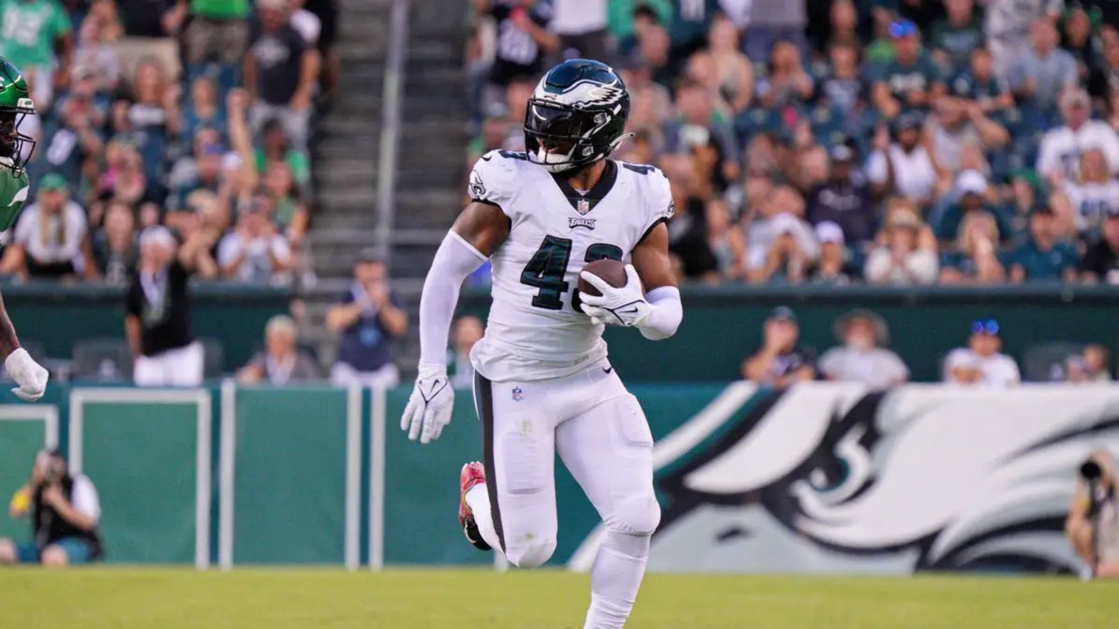 PFF Links Steelers To Another Talented Inside Linebacker, An Obvious ...