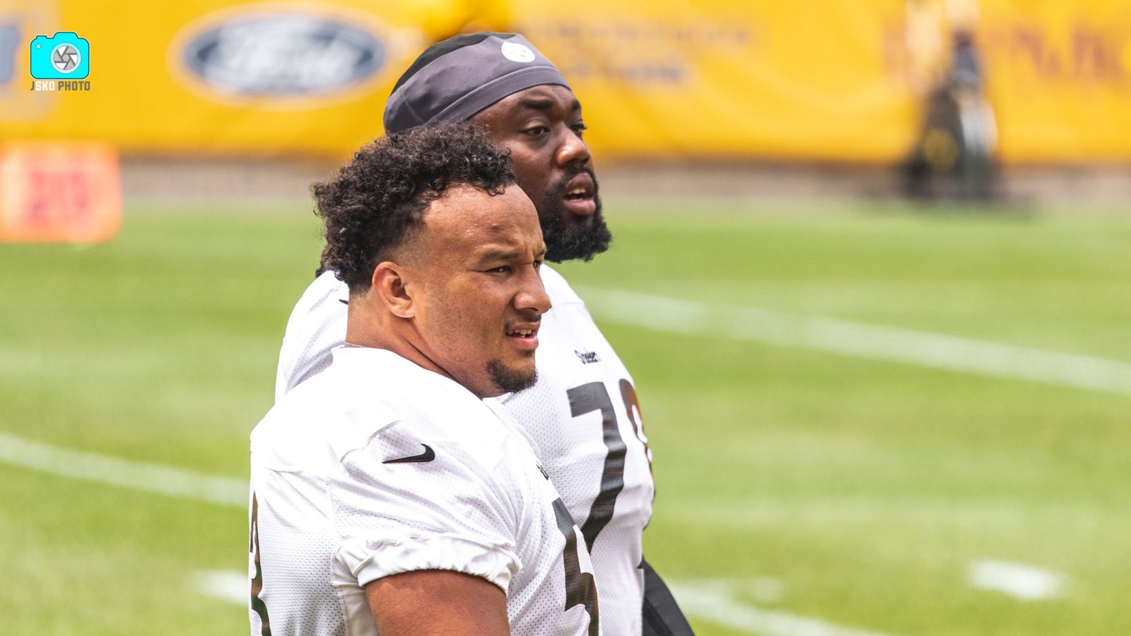 The Steelers Backup Behind Center Mason Cole In 2023 Is Looking Like It ...