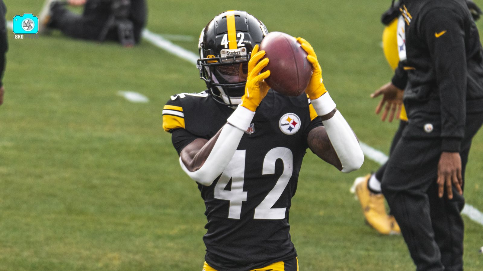 Steelers Re-sign One Of Their Own On 1-Year Deal To Help With Depth At ...