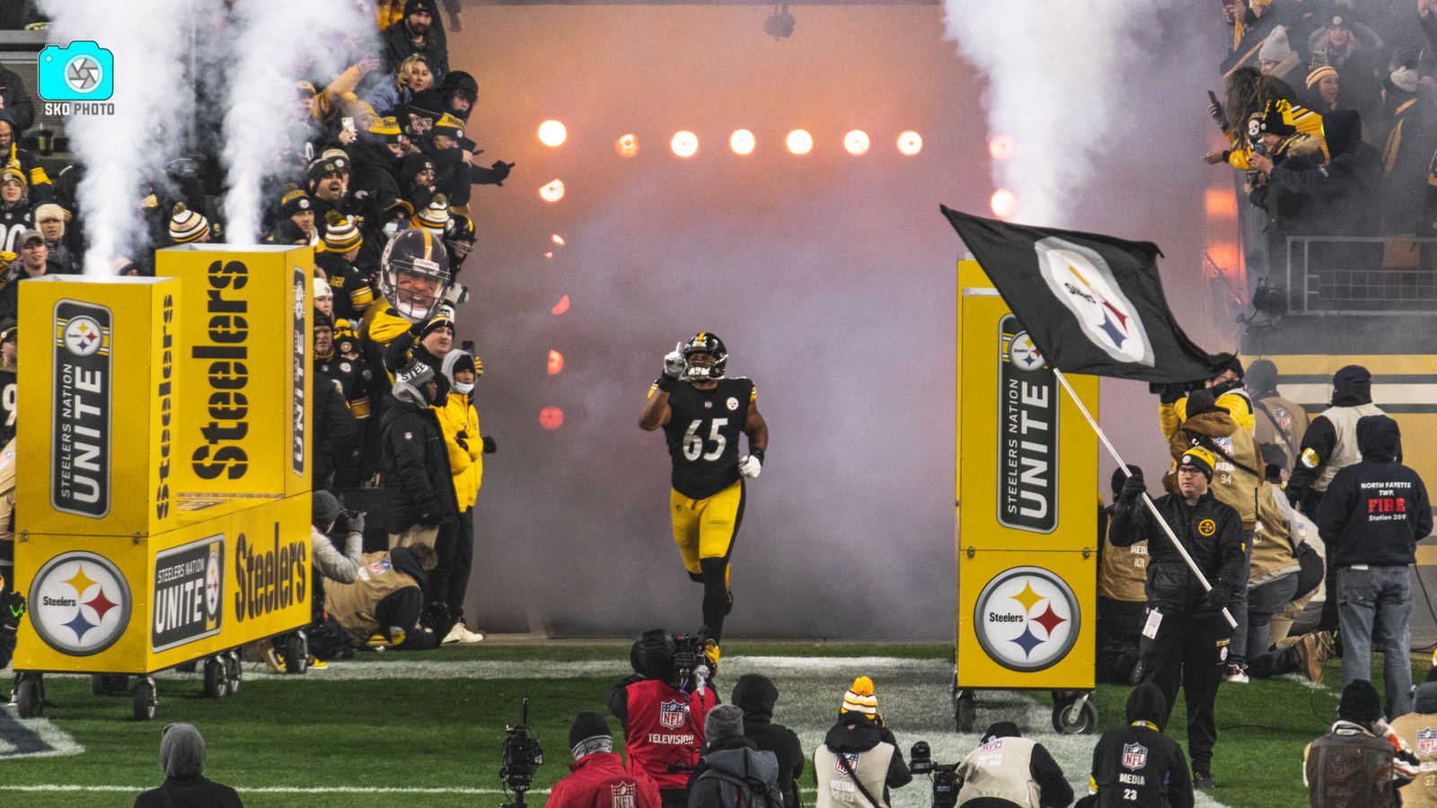 Steelers LT Dan Moore Jr. Remains Open To Potential Practical Move To ...