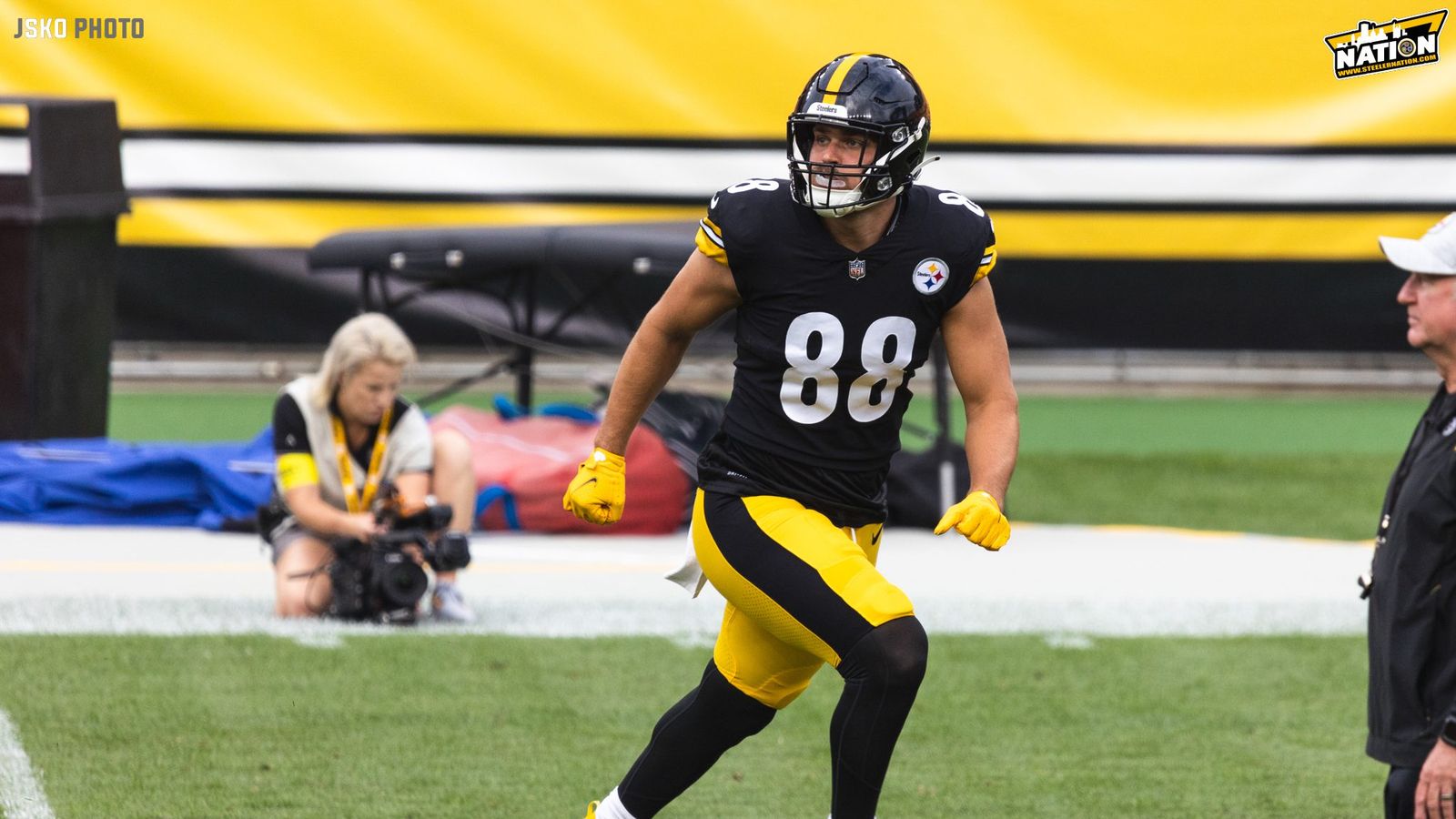 Steelers Reporter Questions "Unacceptable" Usage Of Tight End Pat ...