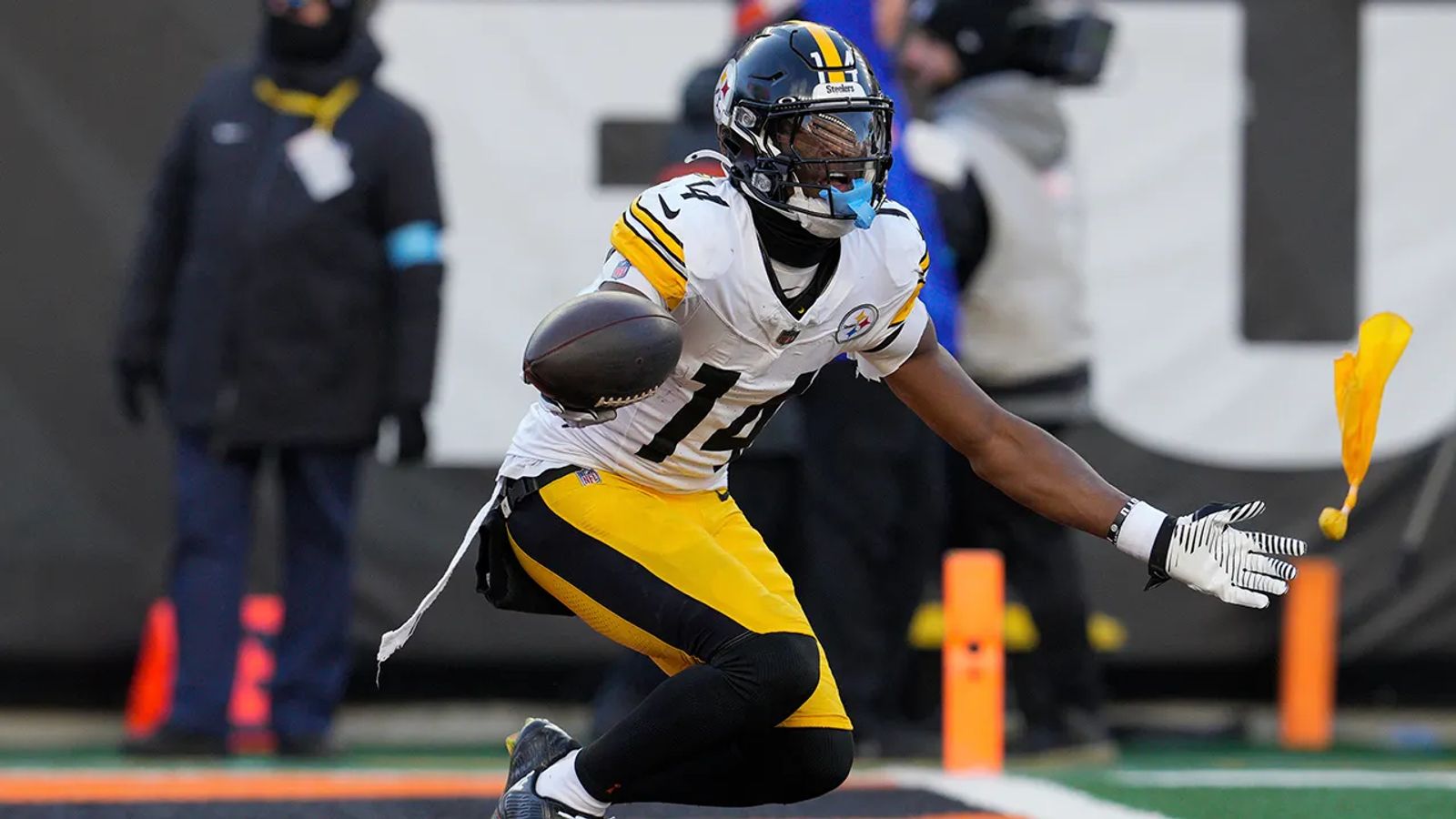 Insider: Steelers Teammates Reveal Telling Information About George ...