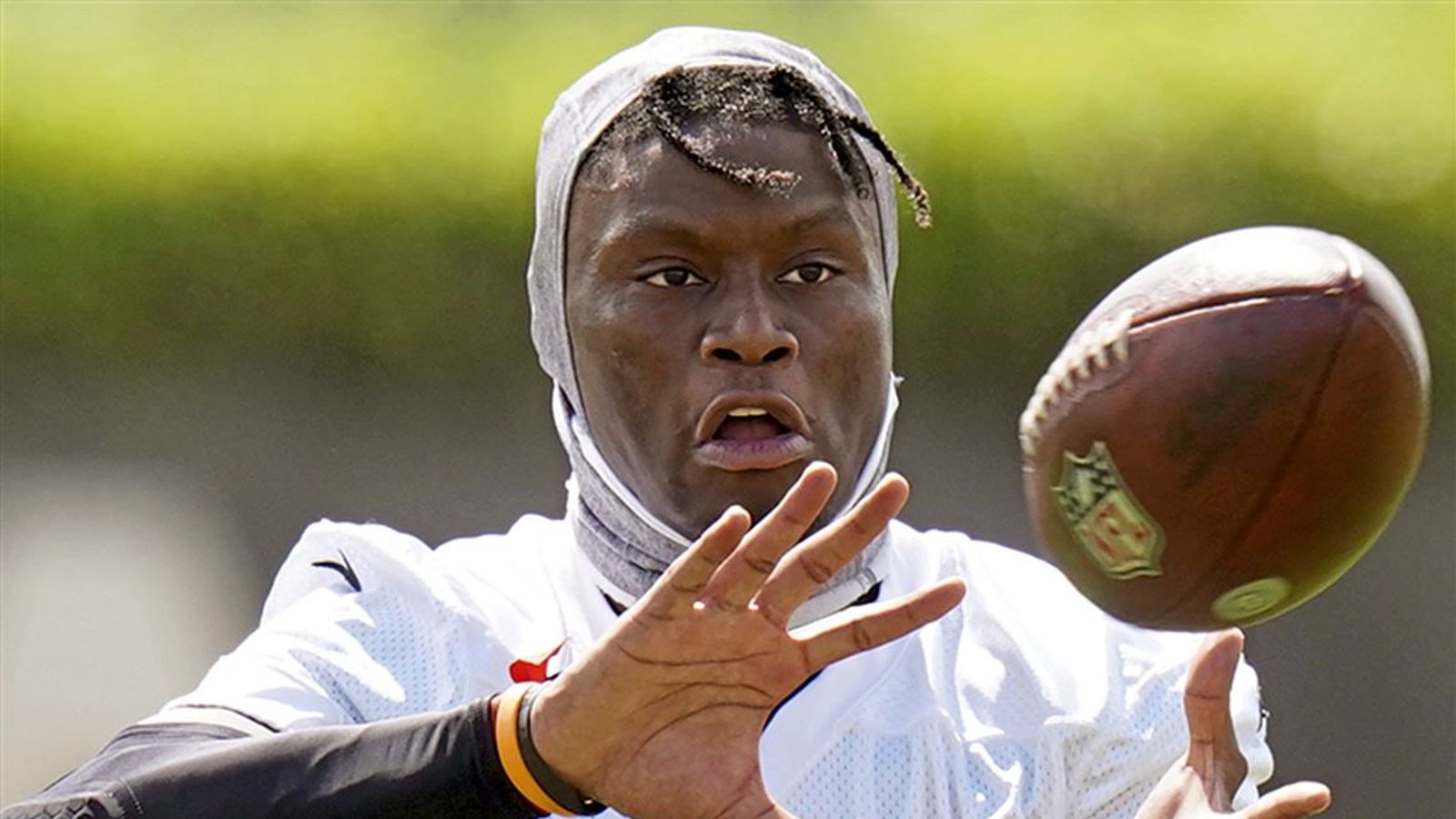 Steelers' George Pickens Must Seriously Step Up In 2024 To Gain ...